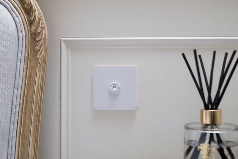 Minimalist Light Switches - Elesi Blog